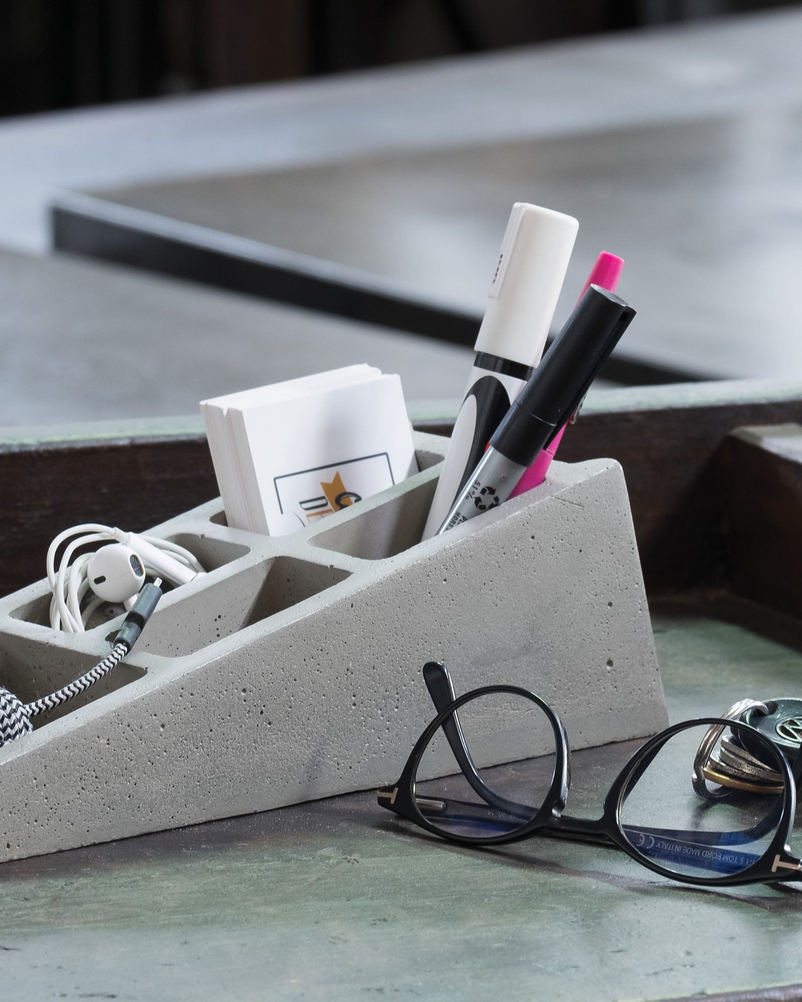 Schreibtisch-Organizer LOW-TECH Blockwork – Living-Edition GmbH